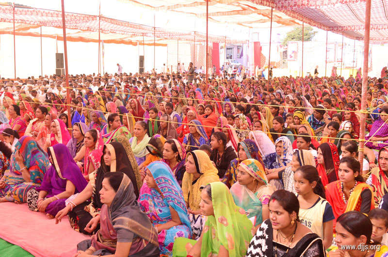 Shri Ram Katha Implanting the Seeds of True Devotion in Sehore, Madhya ...