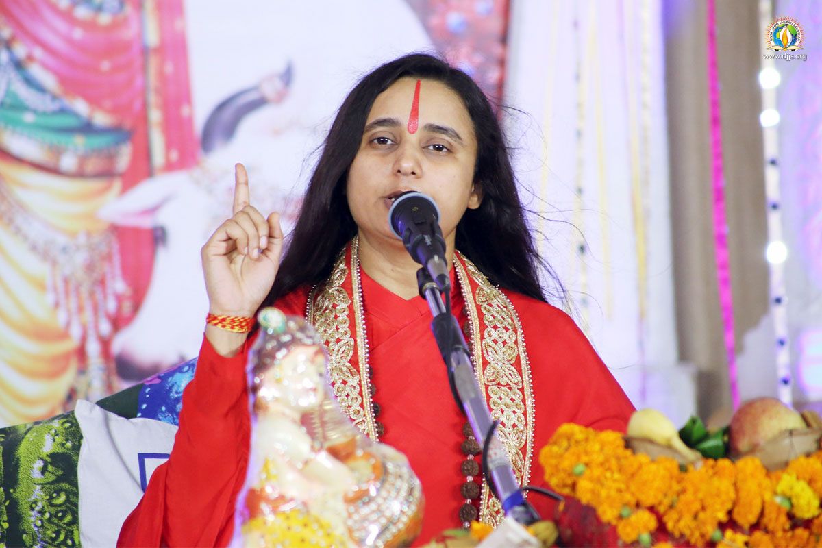 Shri Krishna Katha Lead Devotees on the Path of Divine Knowledge in ...