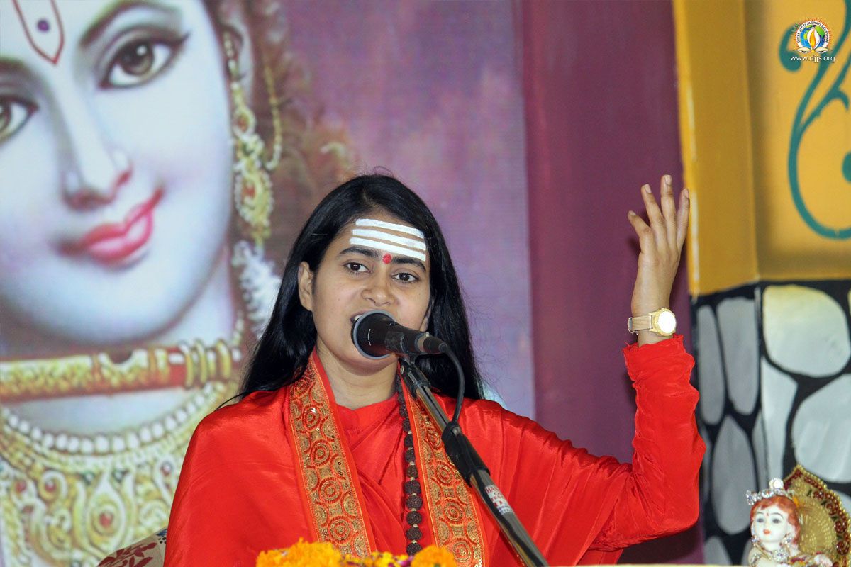 Shri Krishna Katha Inspired Devotees to Lead a Divine Life at Hansi ...
