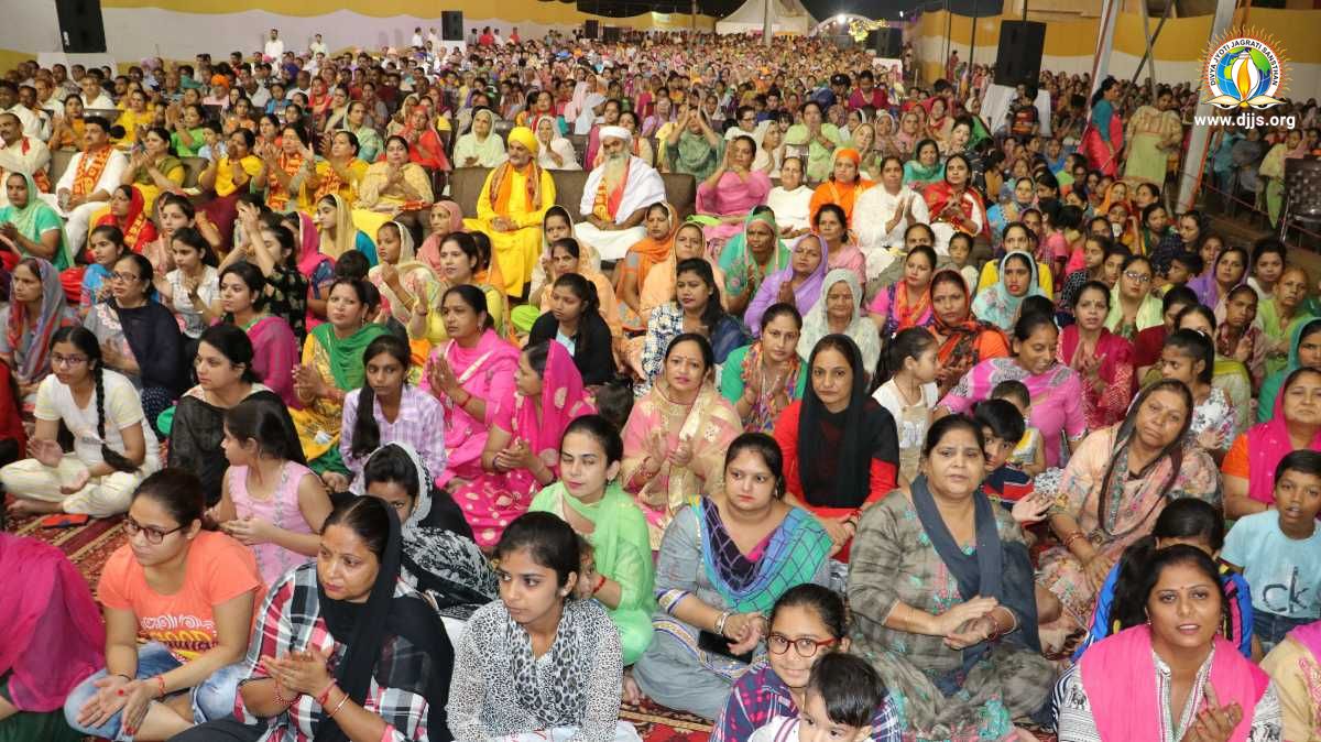 Shri Krishna Katha in Hoshiarpur Unveiled the Treasures from the Life ...