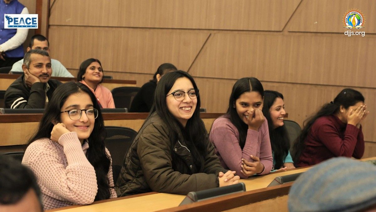 Unique Workshop on Mental Health Held by PEACE Program for Working ...